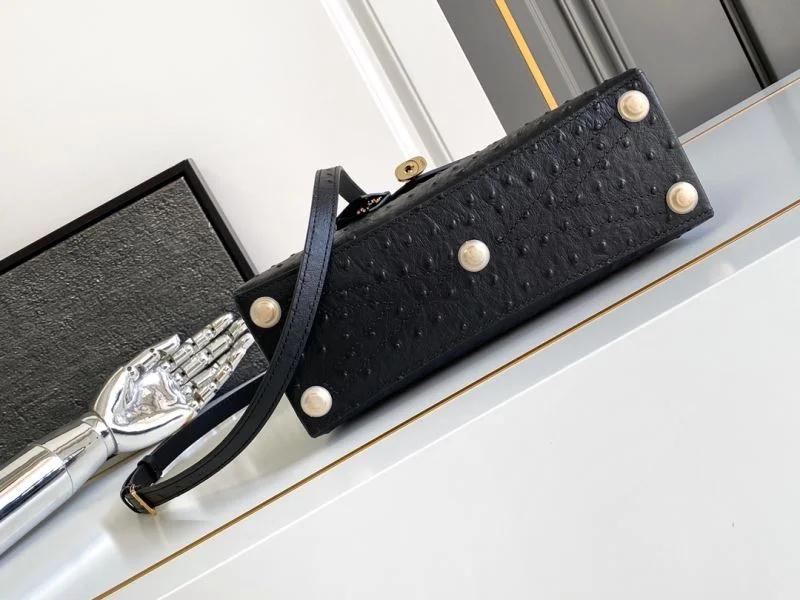High accuracy Louis Vuitton Top Handle Bags