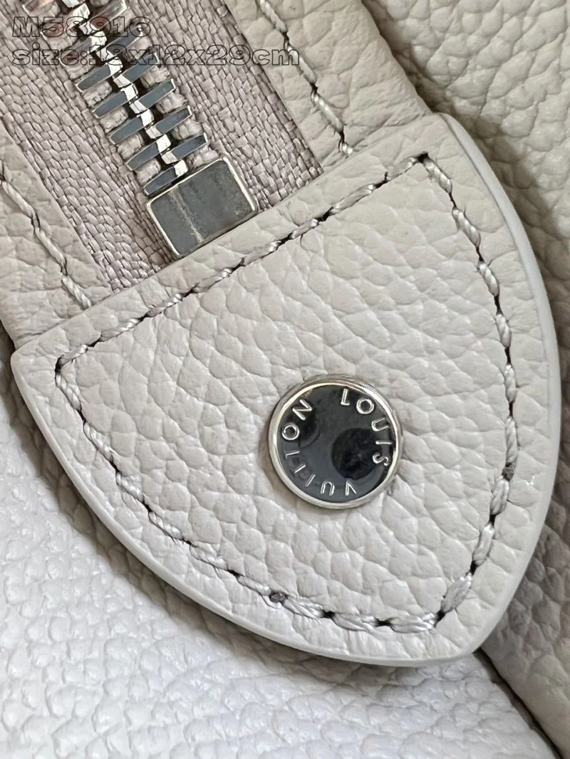 High accuracy Louis Vuitton Top Handle Bags