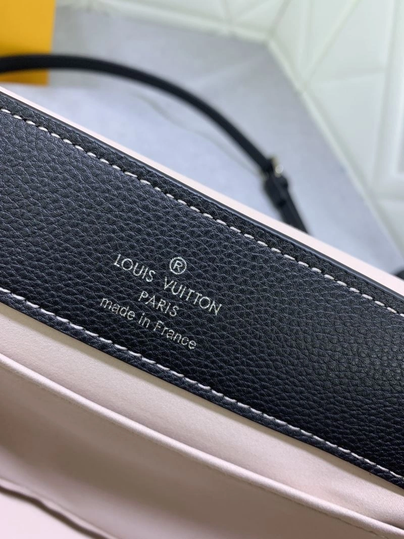 Accurate model Louis Vuitton Top Handle Bags