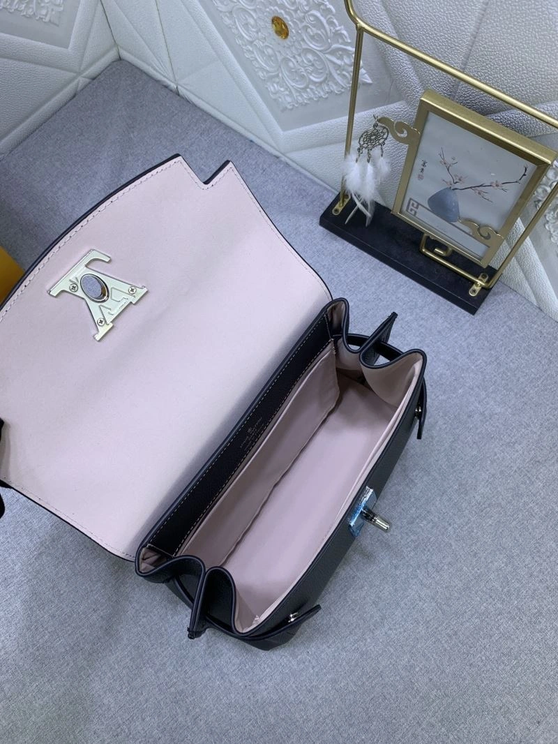 Accurate model Louis Vuitton Top Handle Bags