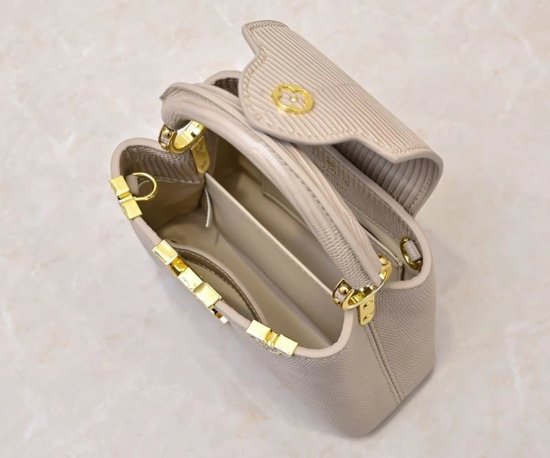 High accuracy Louis Vuitton Top Handle Bags