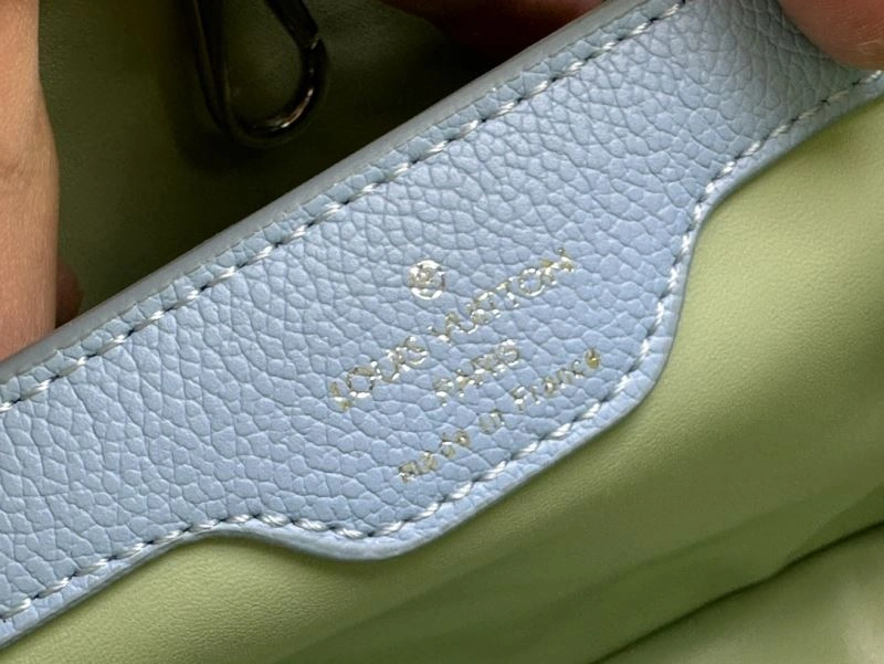 Bargain Louis Vuitton Top Handle Bags