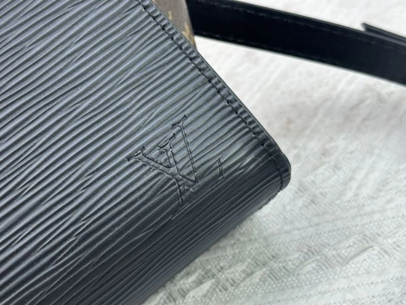 Mirror quality Louis Vuitton Top Handle Bags