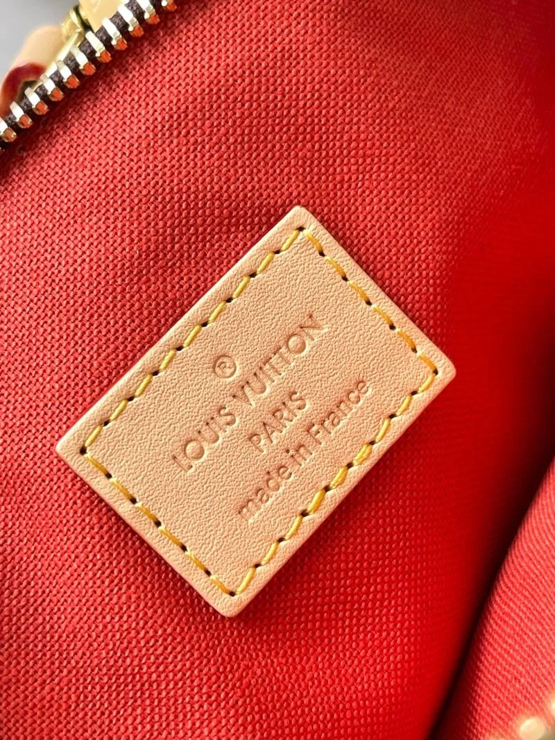 Bargain Louis Vuitton Top Handle Bags
