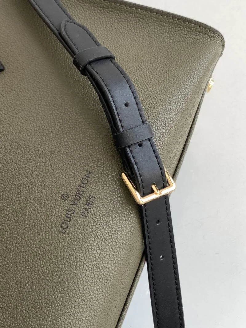 Top mirror Louis Vuitton Top Handle Bags