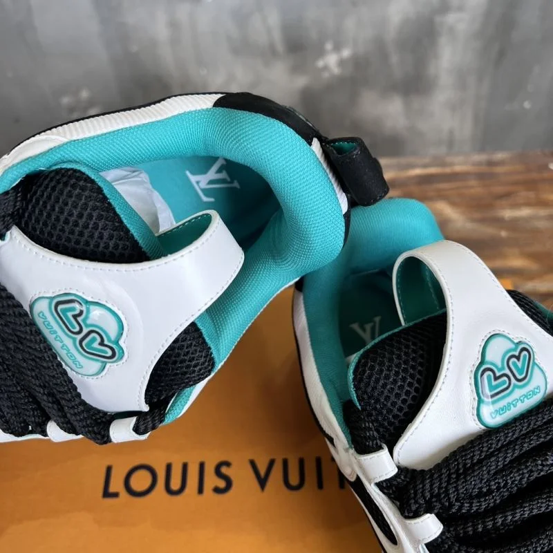 Authentic Louis Vuitton Trainer Sneaker
