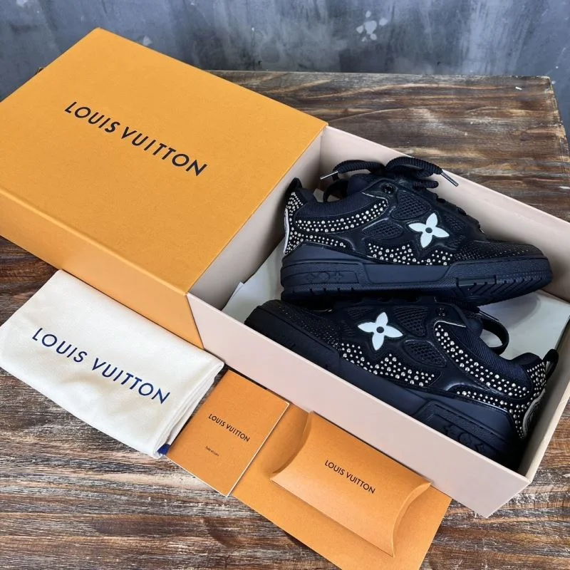 Economical Louis Vuitton Trainer Sneaker