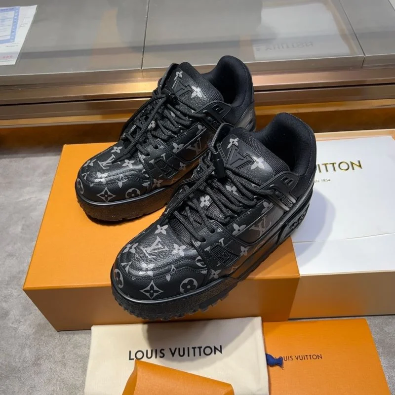 Economical Louis Vuitton Trainer Sneaker