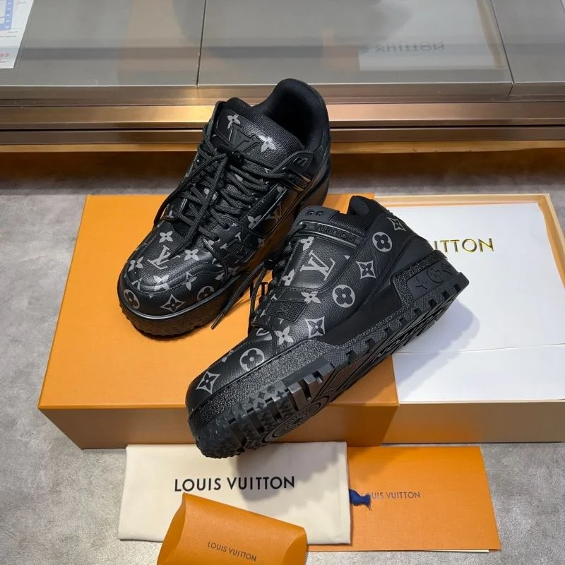 Economical Louis Vuitton Trainer Sneaker