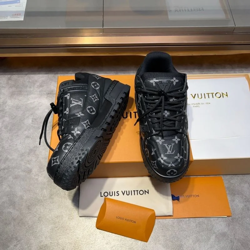 Economical Louis Vuitton Trainer Sneaker