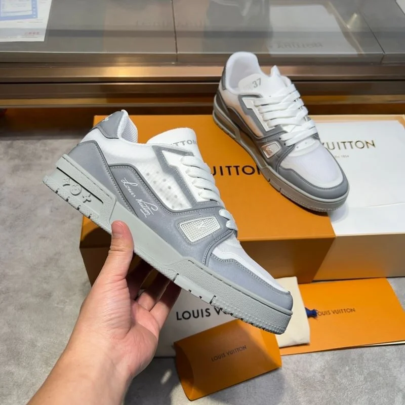 Bargain Louis Vuitton Trainer Sneaker