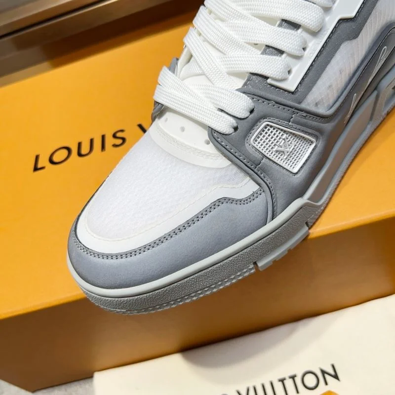 Bargain Louis Vuitton Trainer Sneaker