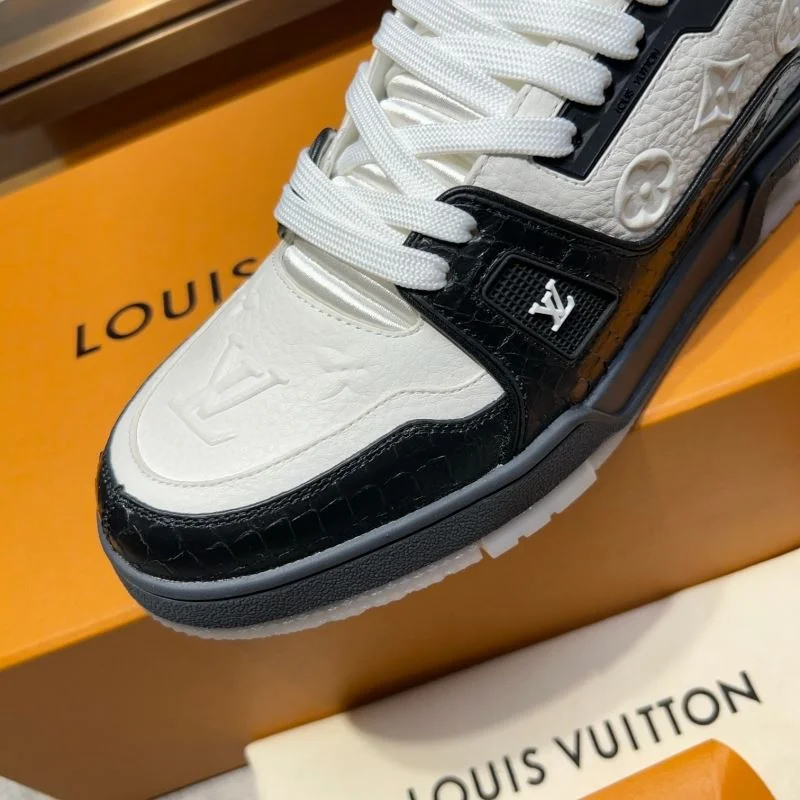 Genuine Louis Vuitton Trainer Sneaker