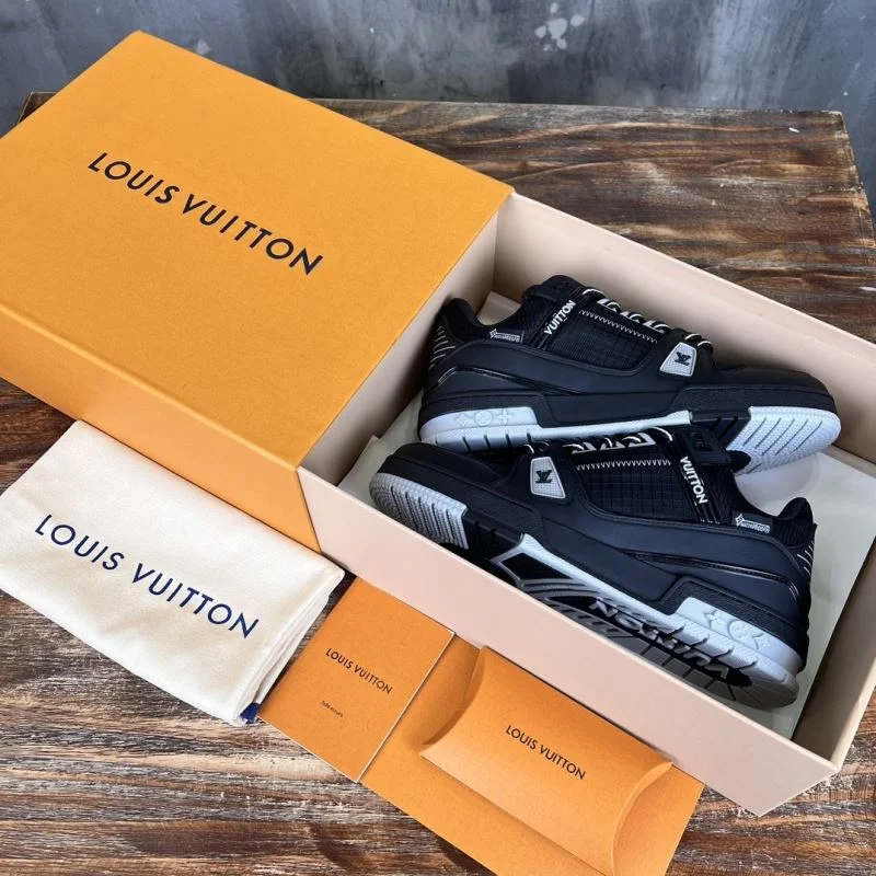 Mirror quality Louis Vuitton Trainer Sneaker