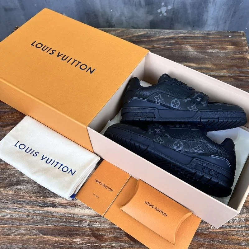 Factory-made Louis Vuitton Trainer Sneaker