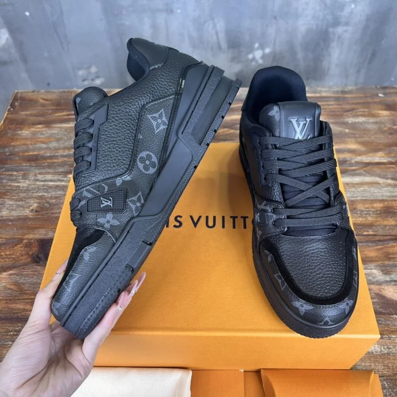 Factory-made Louis Vuitton Trainer Sneaker