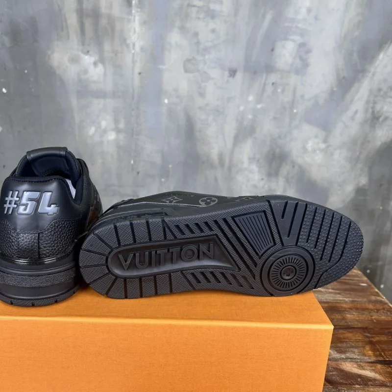 Factory-made Louis Vuitton Trainer Sneaker