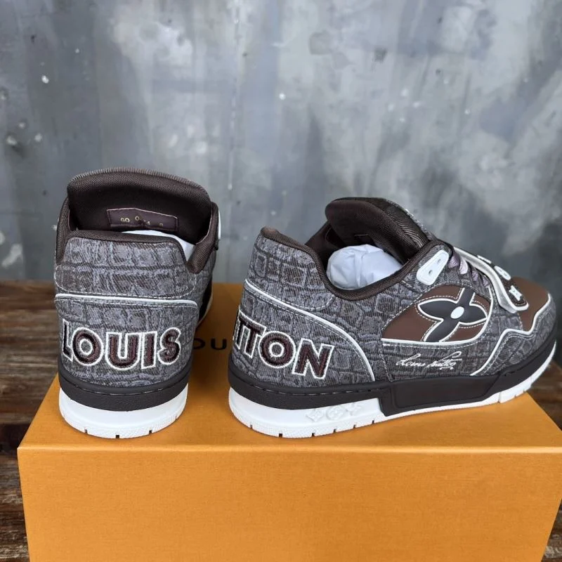 Genuine Louis Vuitton Trainer Sneaker