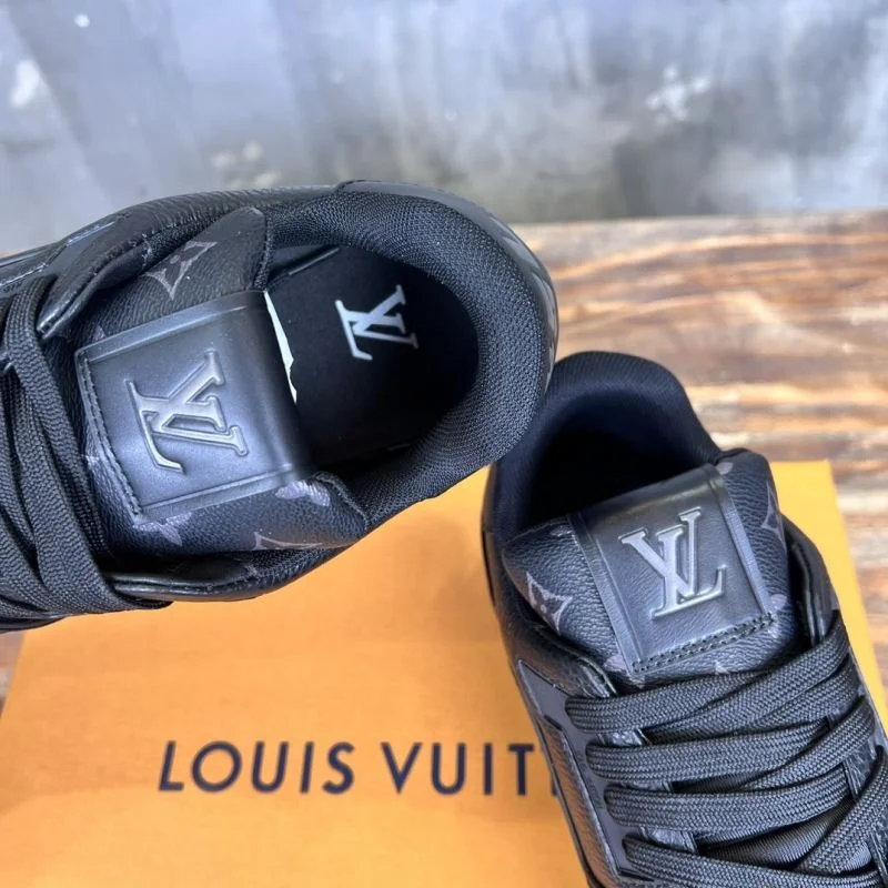Real Louis Vuitton Trainer Sneaker
