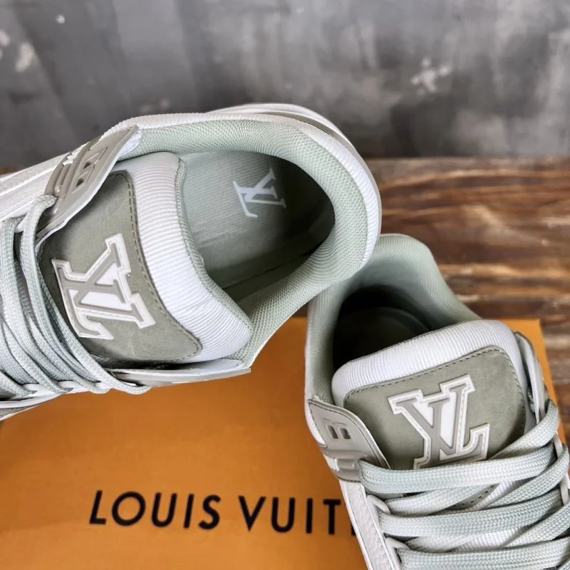 Authentic Louis Vuitton Trainer Sneaker