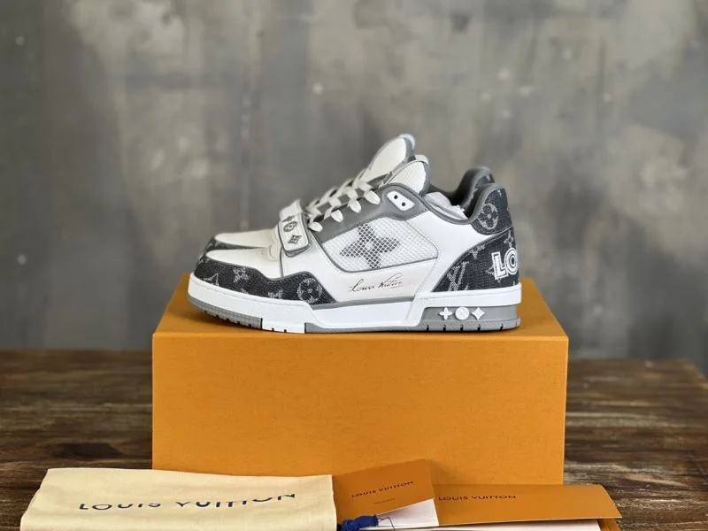 Louis Vuitton Trainer Sneaker