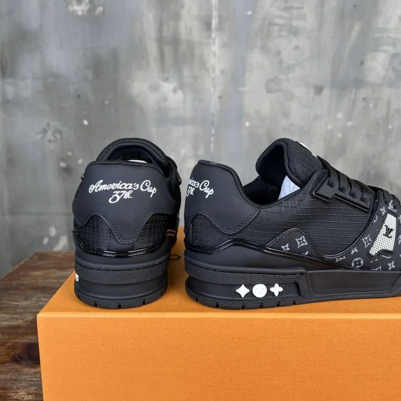 Factory-made Louis Vuitton Trainer Sneaker