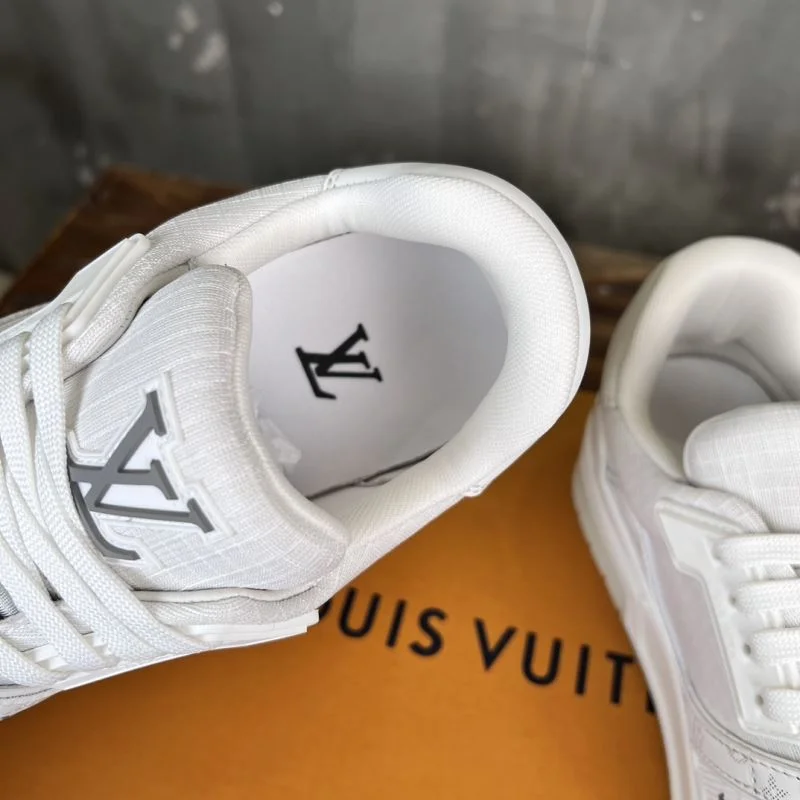 Authentic Louis Vuitton Trainer Sneaker