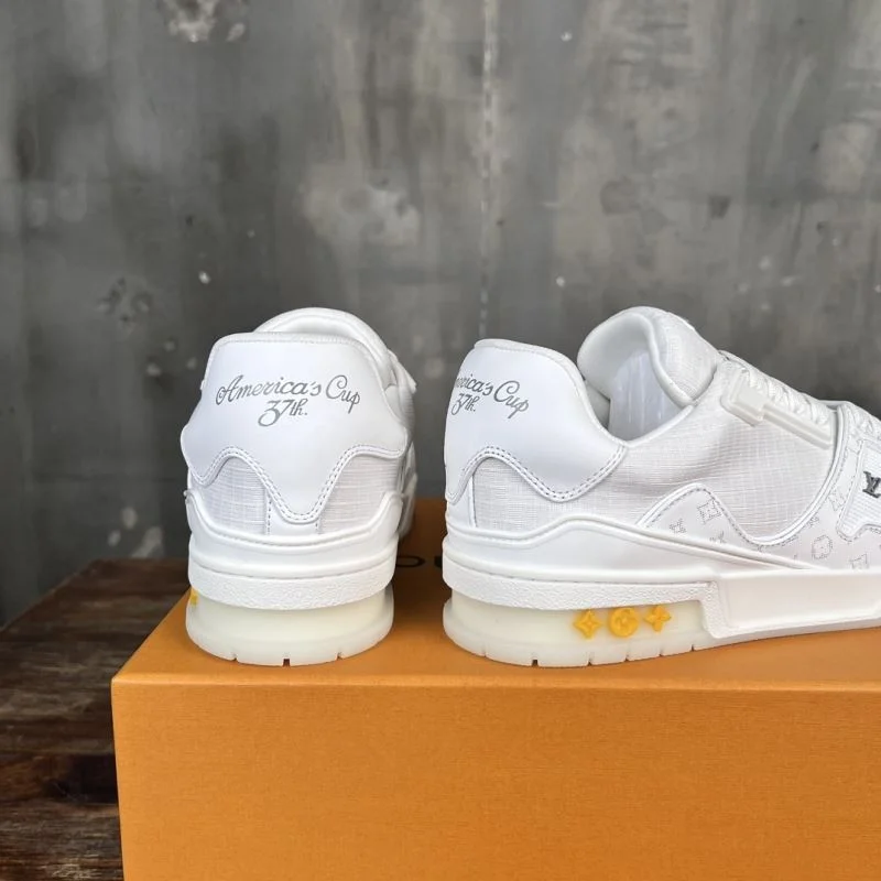 Authentic Louis Vuitton Trainer Sneaker