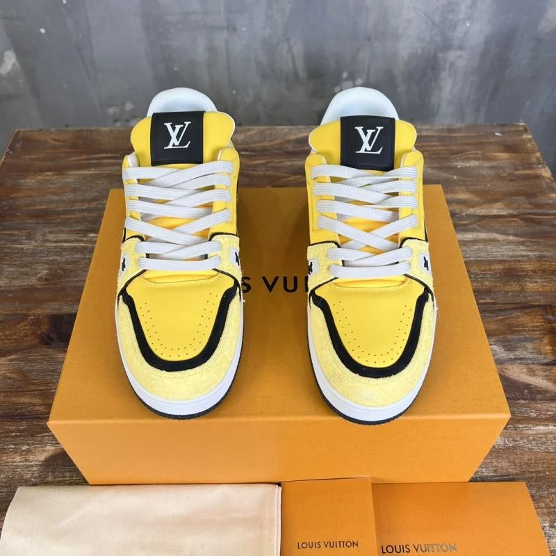Economical Louis Vuitton Trainer Sneaker