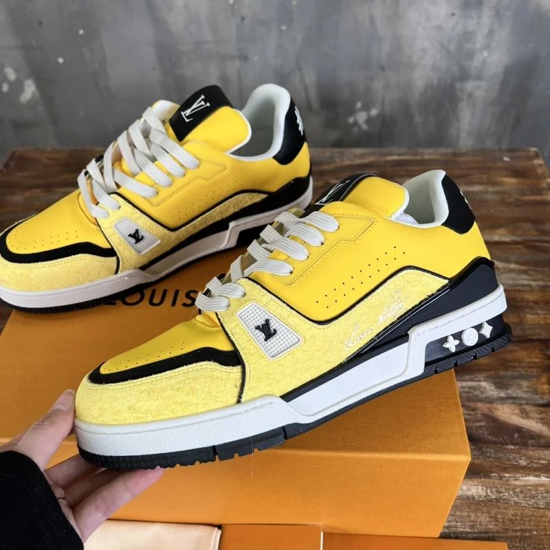 Economical Louis Vuitton Trainer Sneaker