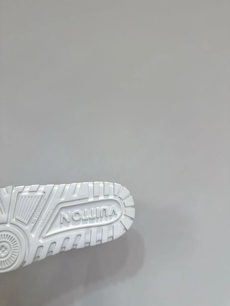 Brand-authenticated Louis Vuitton Trainer Sneaker