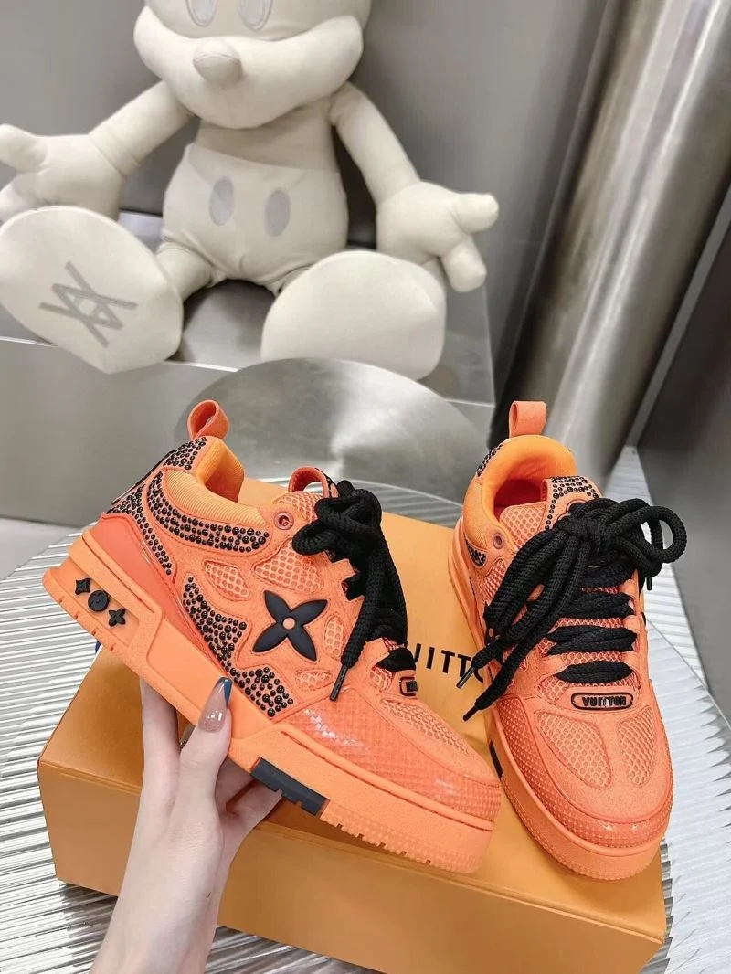 Exact replica Louis Vuitton Trainer Sneaker
