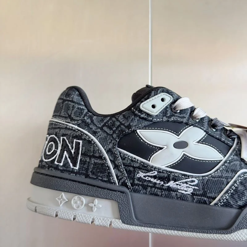 Factory-made Louis Vuitton Trainer Sneaker