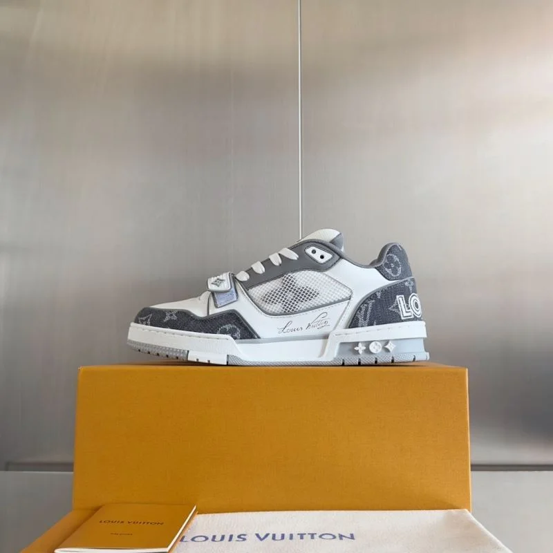 Reasonably priced Louis Vuitton Trainer Sneaker