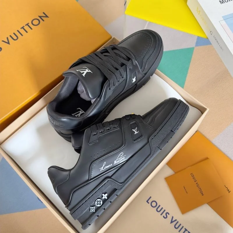 Economical Louis Vuitton Trainer Sneaker