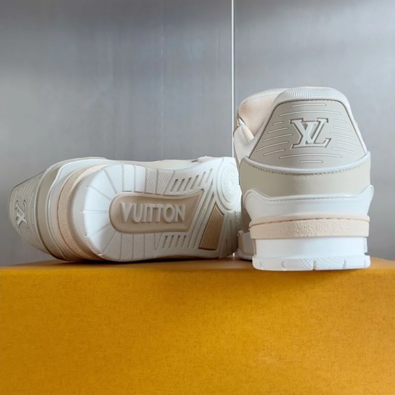 Bargain Louis Vuitton Trainer Sneaker
