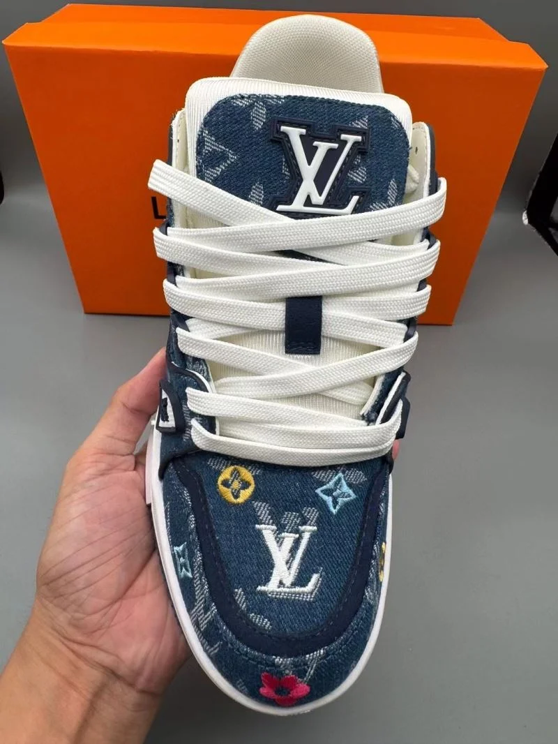 Authentic Louis Vuitton Trainer Sneaker