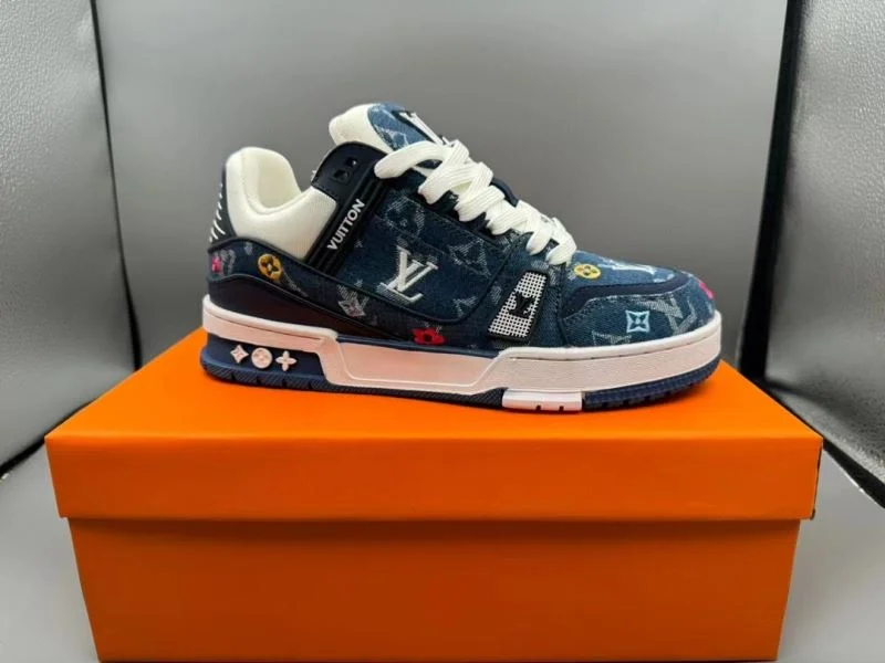 Authentic Louis Vuitton Trainer Sneaker