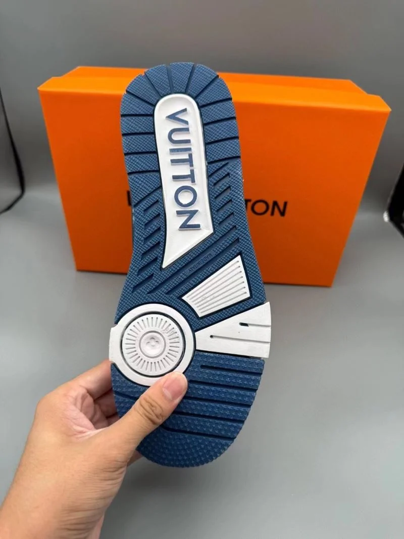 Authentic Louis Vuitton Trainer Sneaker