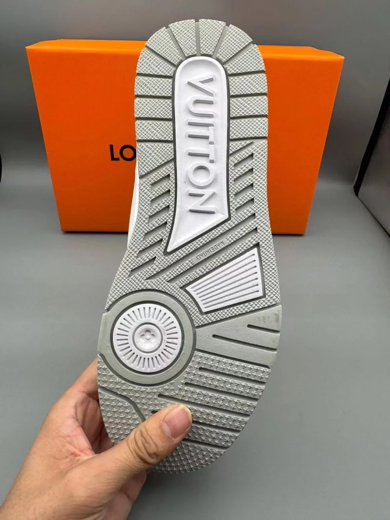 Official Louis Vuitton Trainer Sneaker