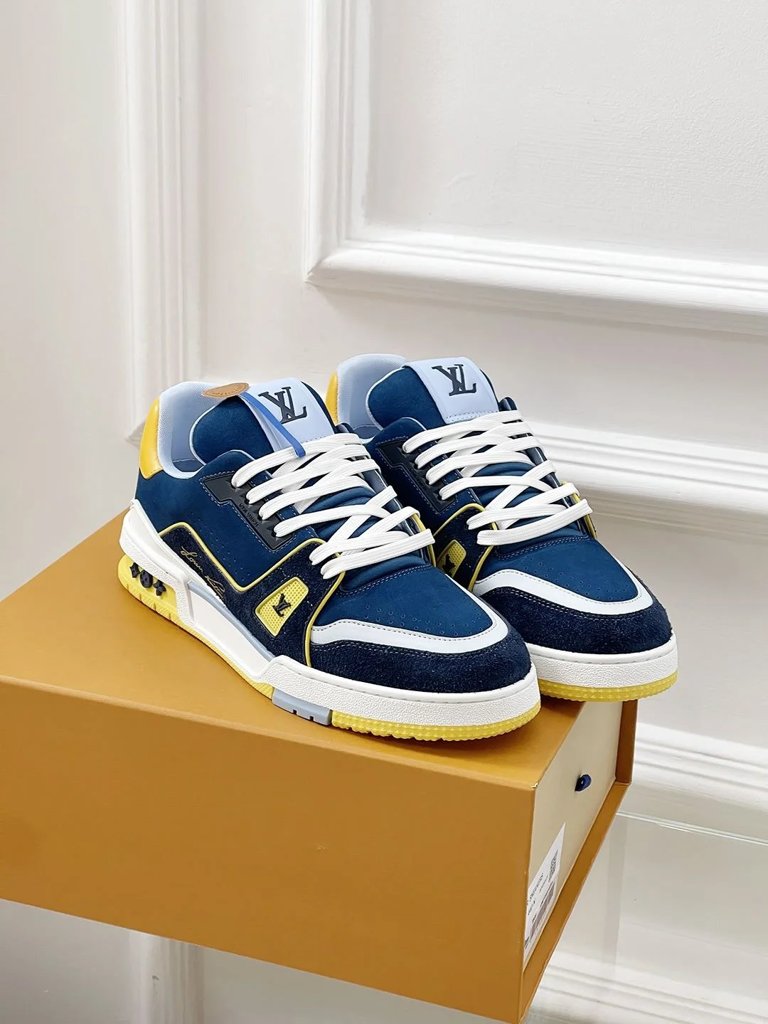 Louis Vuitton Trainer Sneaker