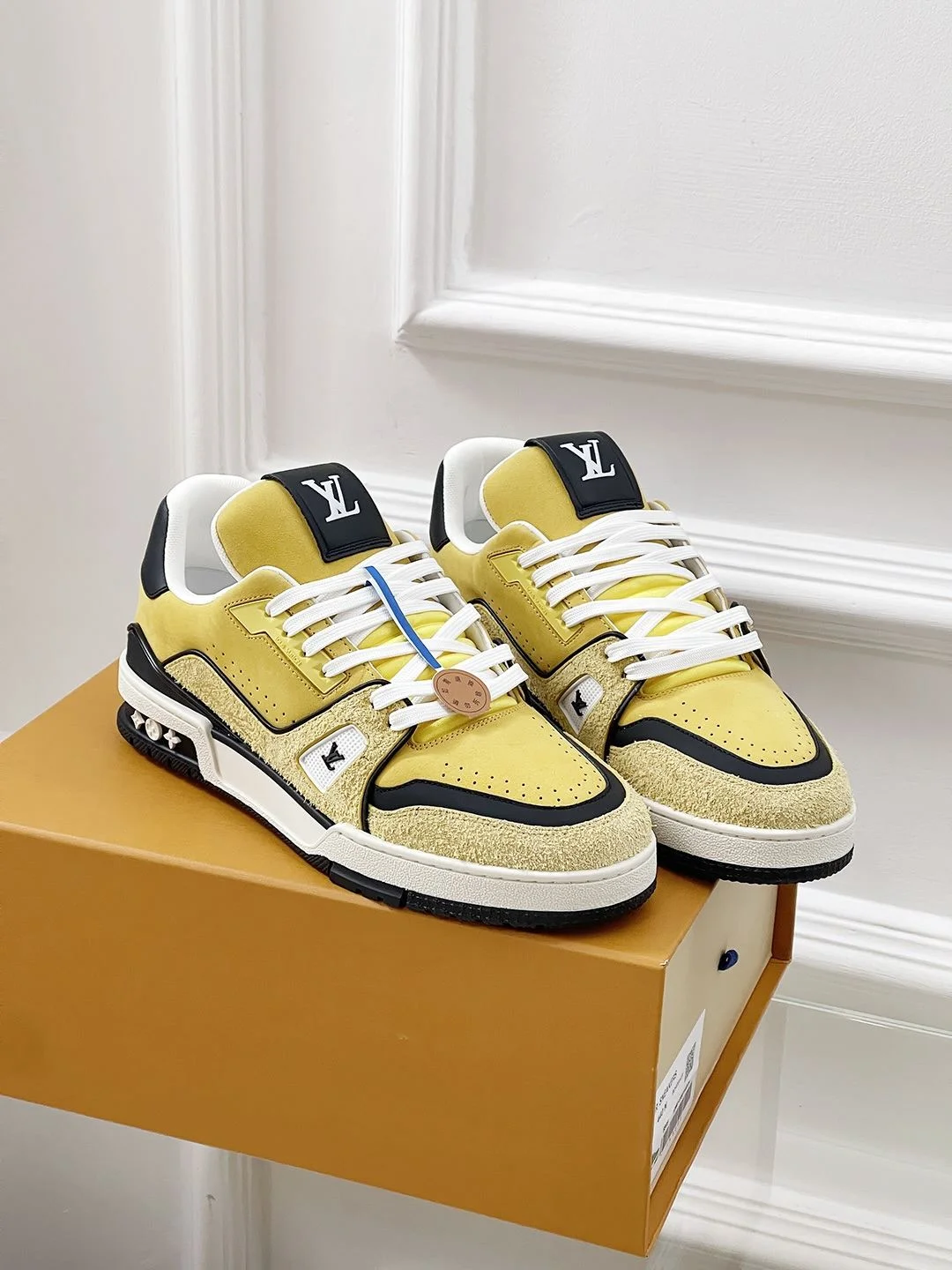 Louis Vuitton Trainer Sneaker