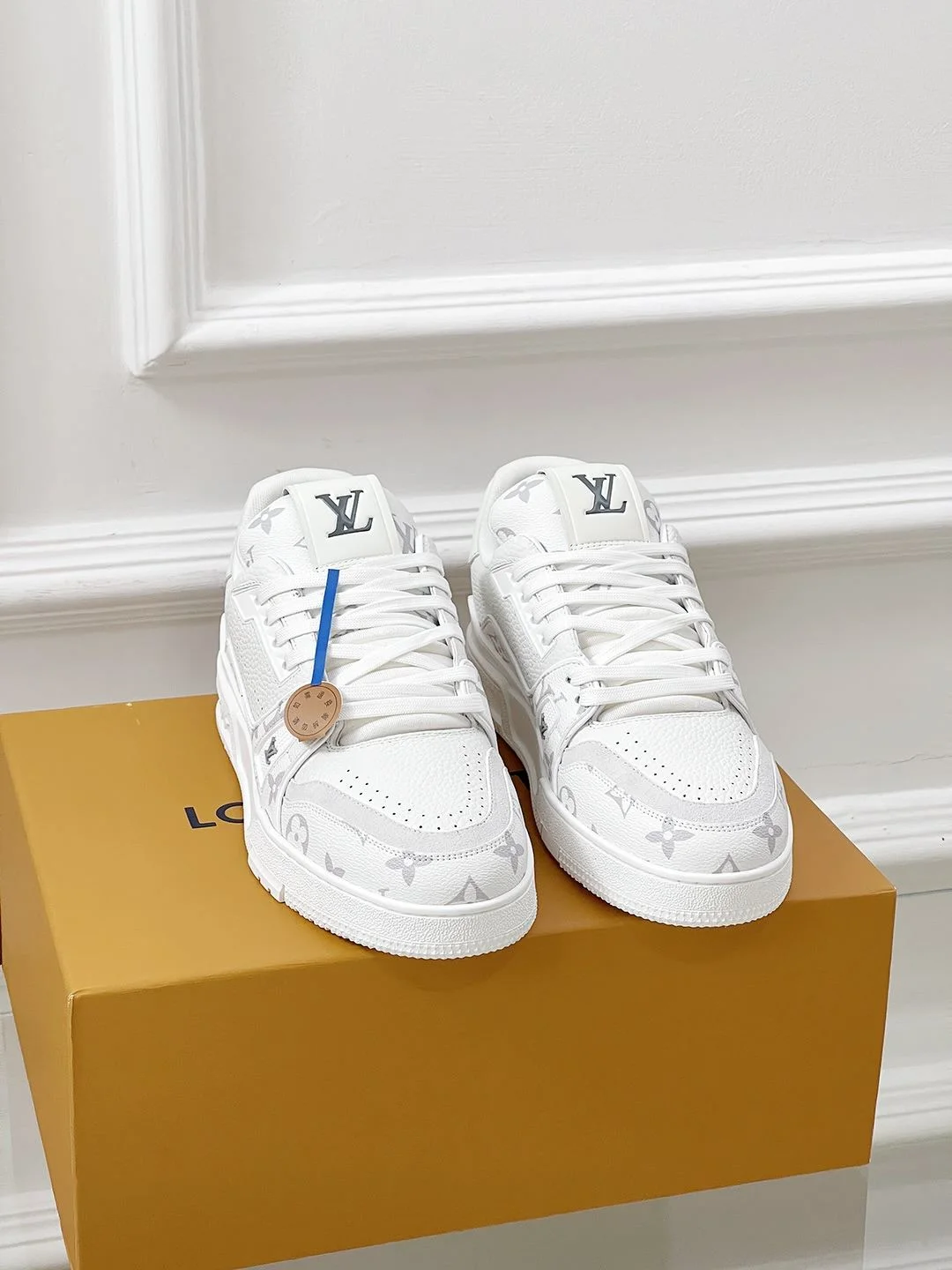 Original Louis Vuitton Trainer Sneaker