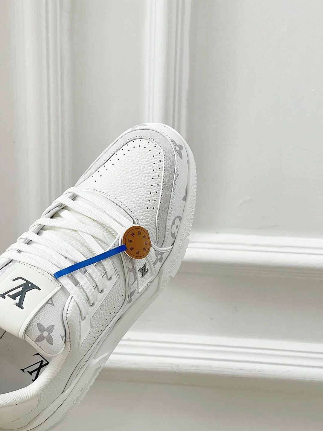 Original Louis Vuitton Trainer Sneaker