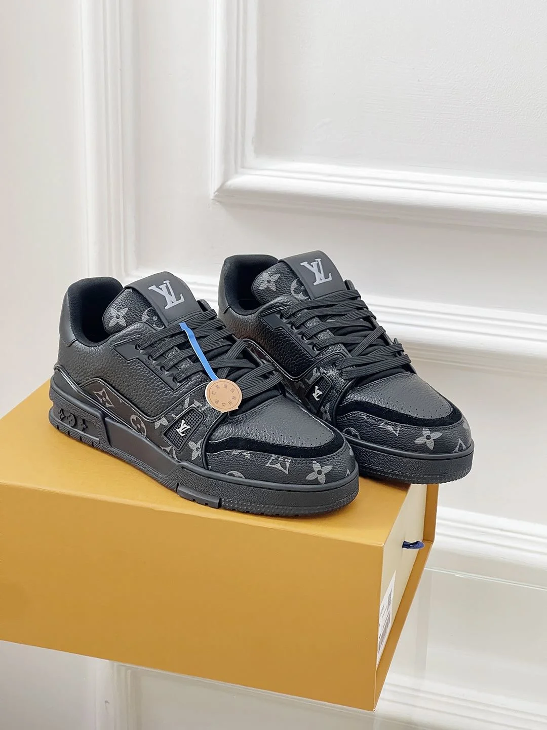 Louis Vuitton Trainer Sneaker