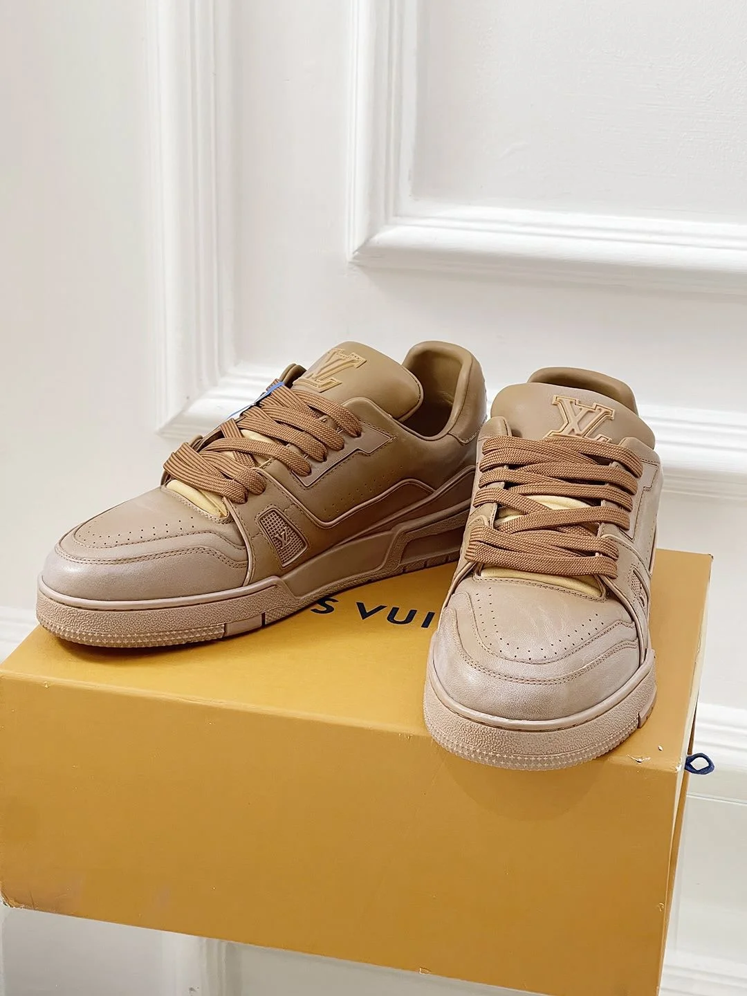 High fidelity Louis Vuitton Trainer Sneaker