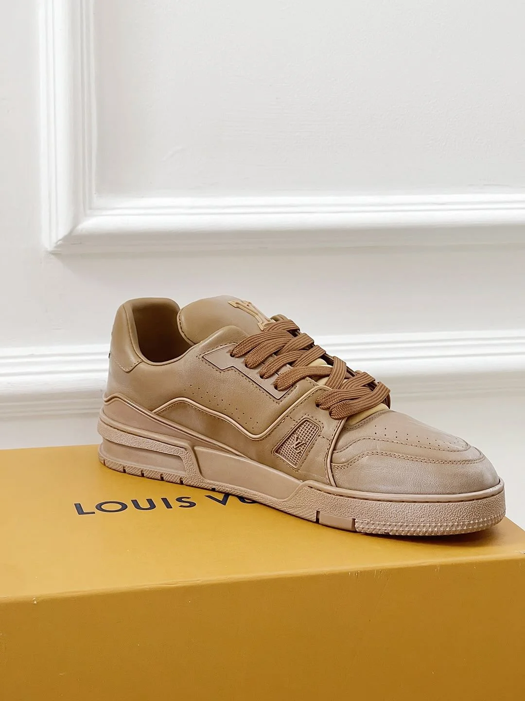 High fidelity Louis Vuitton Trainer Sneaker