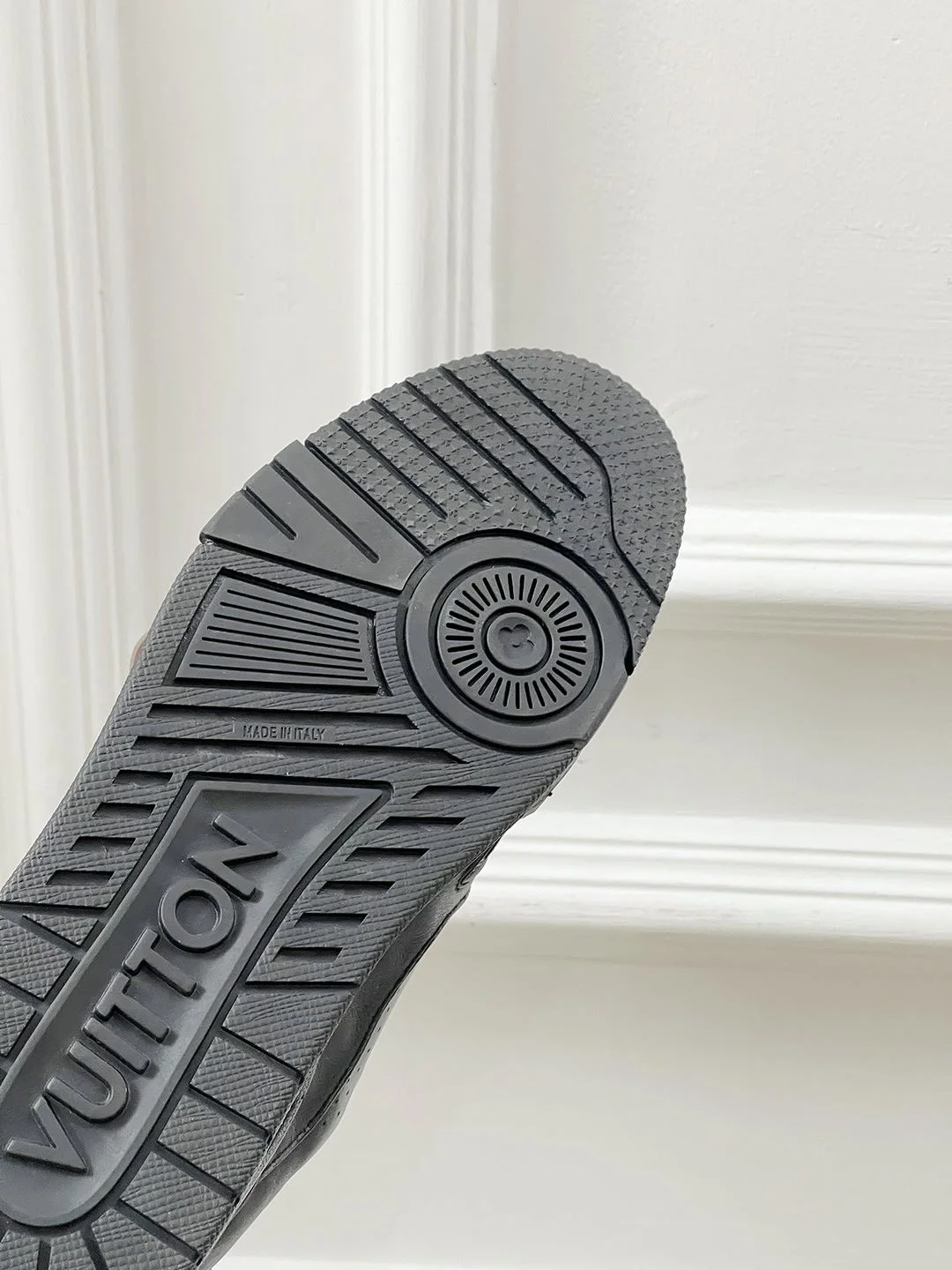 Top mirror Louis Vuitton Trainer Sneaker