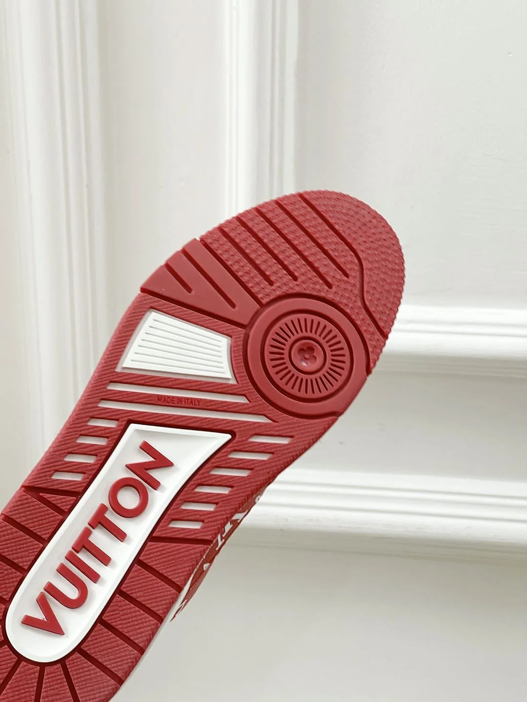 Factory-made Louis Vuitton Trainer Sneaker