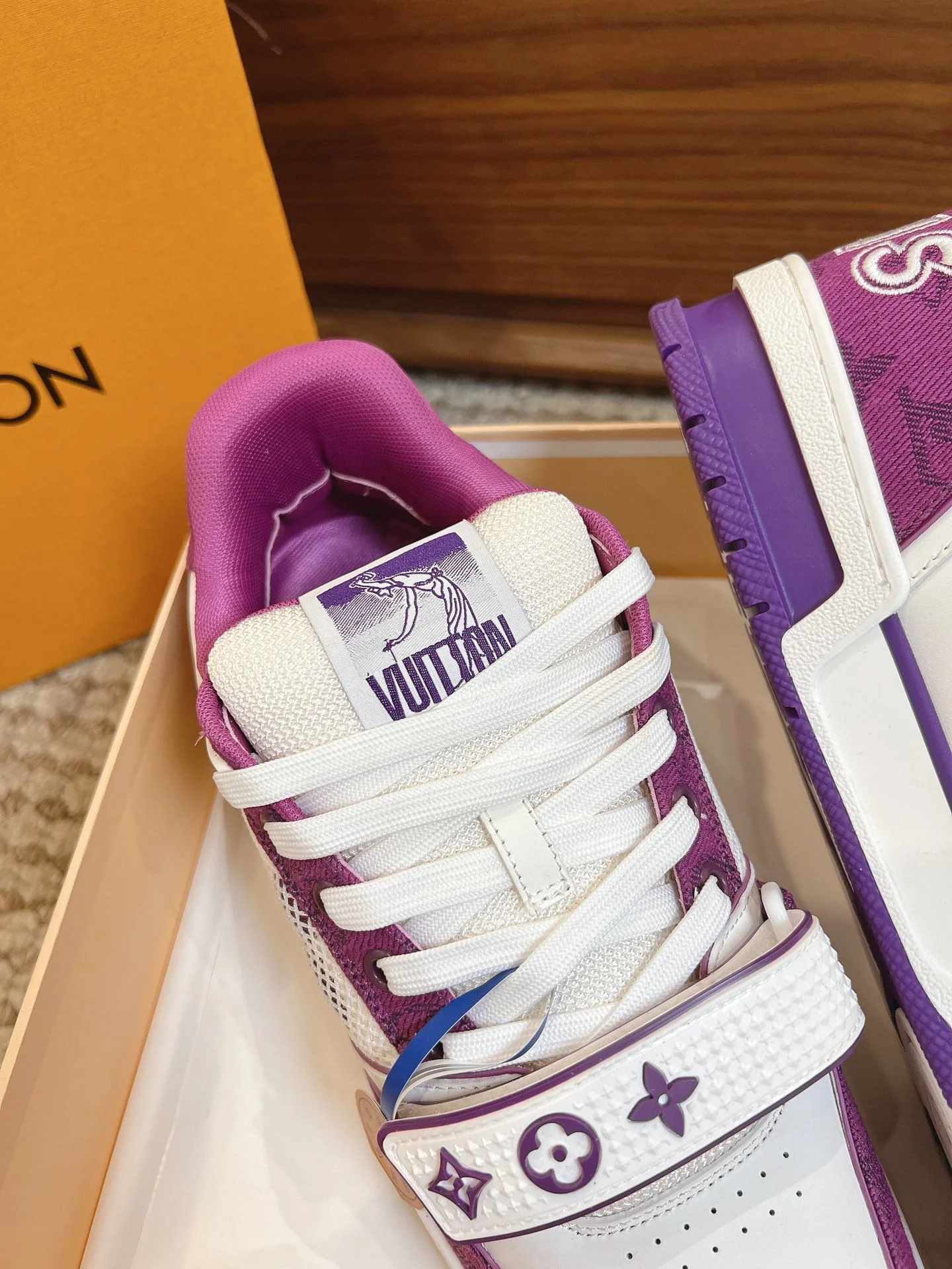 Precise copy Louis Vuitton Trainer Sneaker